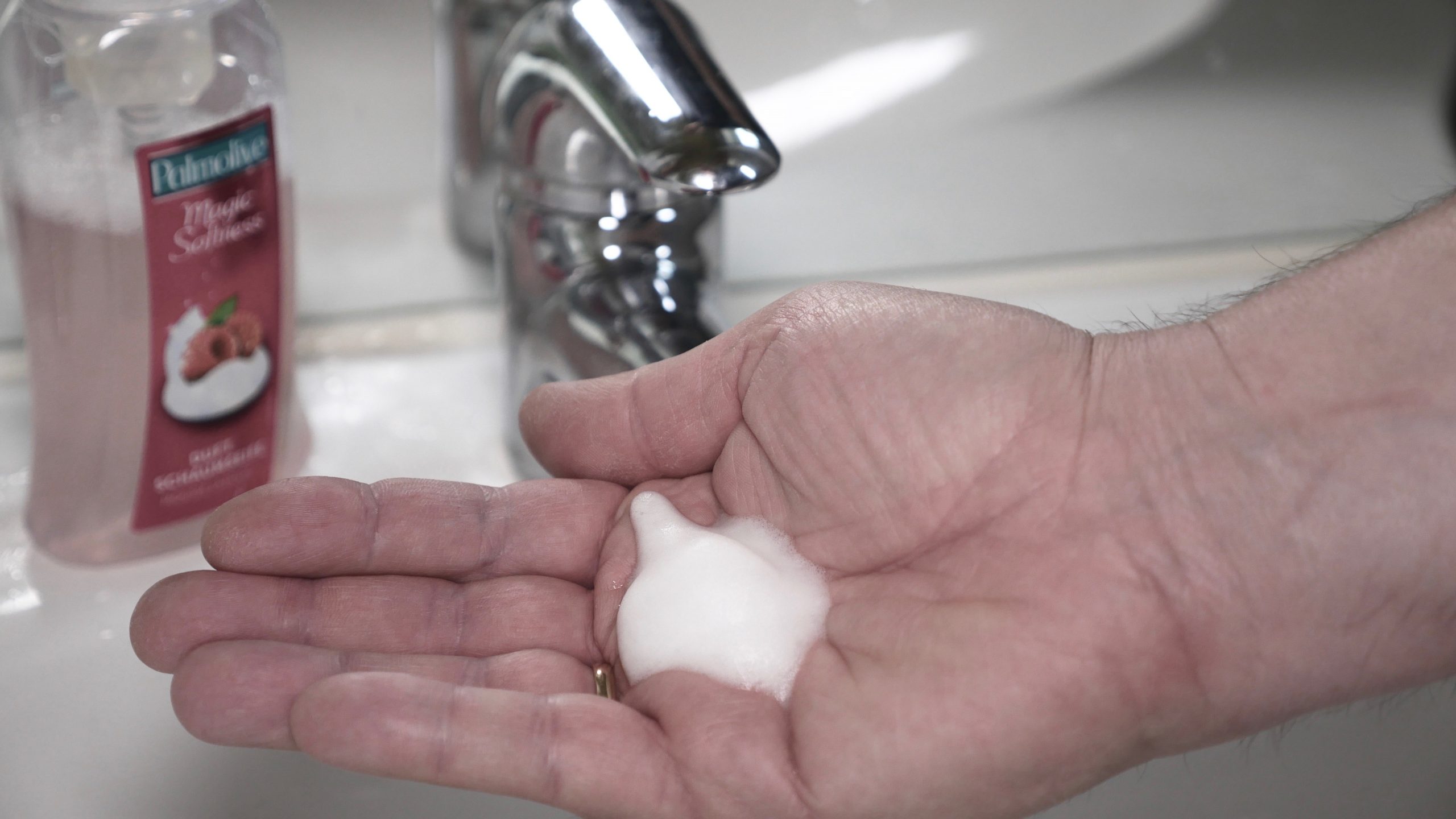 Schaumseife selber machen - geht das? » FRAGDENSTEIN.DE